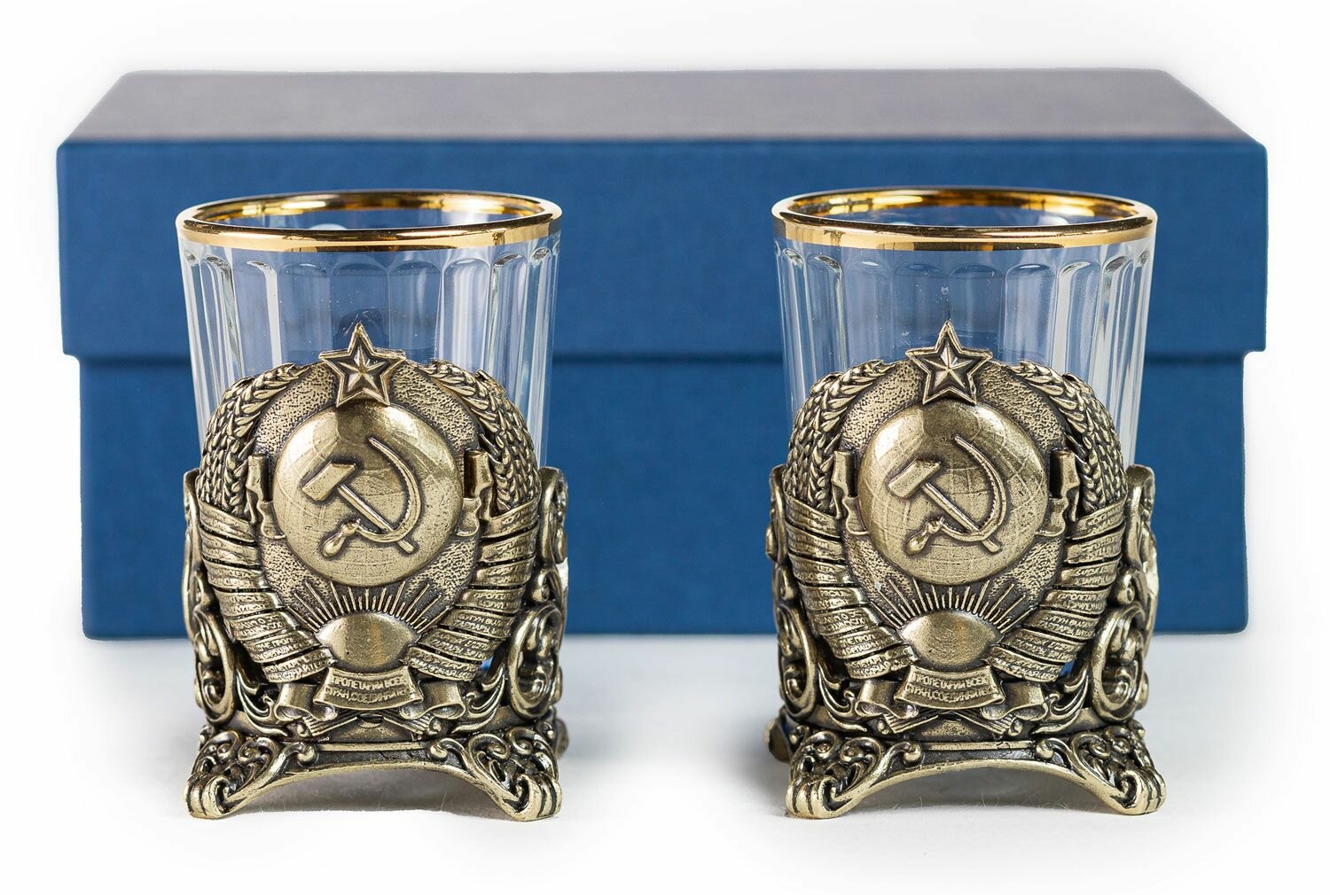 Подарочный набор стопок "Герб СССР". Основание - ручное литье, Россия.