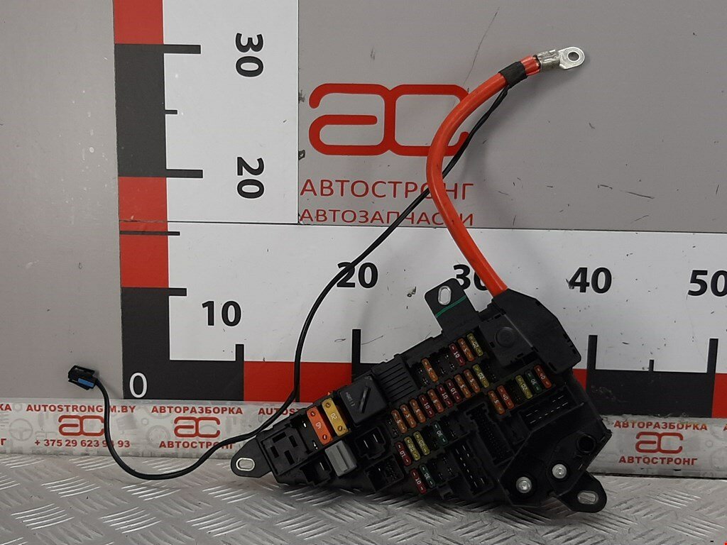 Блок предохранителей BMW 5-Series (E60/E61) 61149138830 арт. 797859