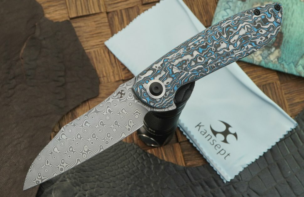 Складной нож Kansept Knives Prometheus, клинок дамаск, рукоять титан, карбон