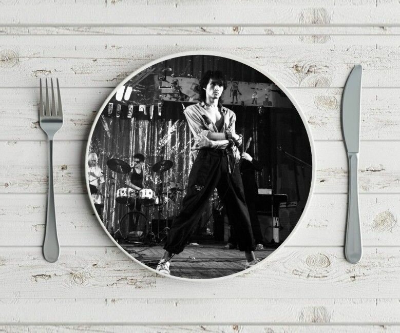 Тарелка Кино, Виктор Цой №22