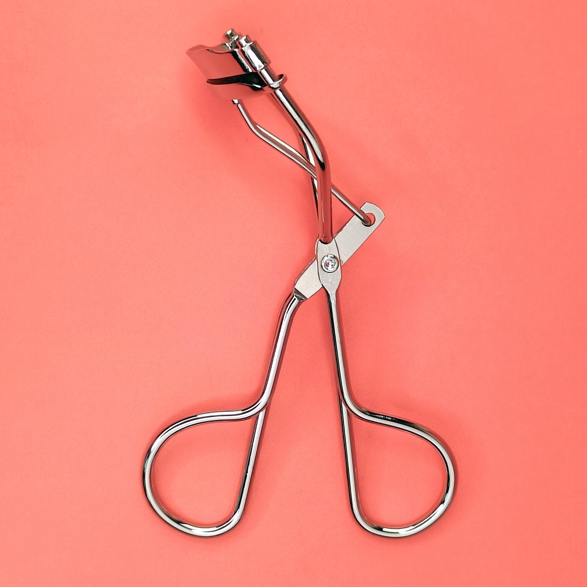 Щипцы для завивки ресниц Tatti