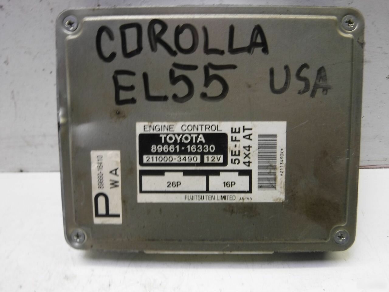 Блок управления двигателем Toyota Corolla VII (1991—2002) 8966116330 8966016410