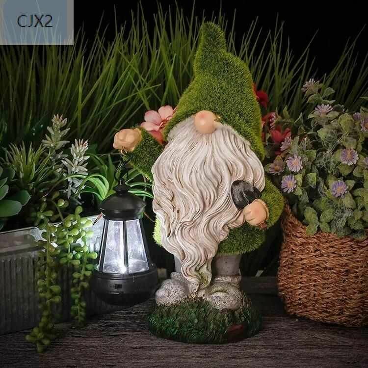 Садовая фигурка с подсветкой от солнечной панели "Гном с фонариком"-CJX2