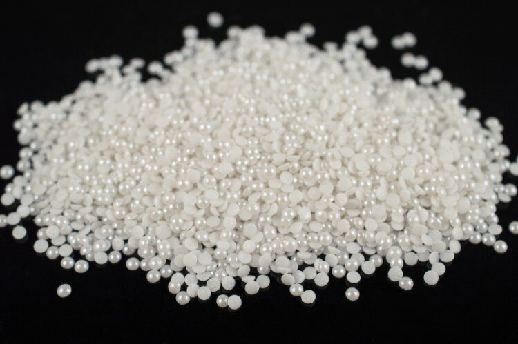 Кабошон круглый 2х1мм, цвет белый перламутр, стекло, 2030-017, 5гр (около 1000шт)