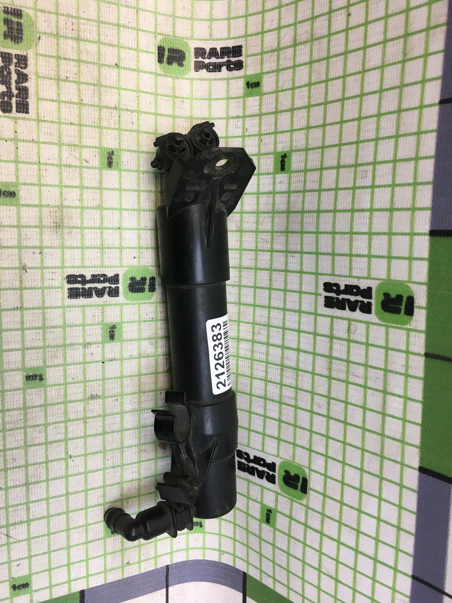 Форсунка омывателя фары левая Volkswagen JettaGolf