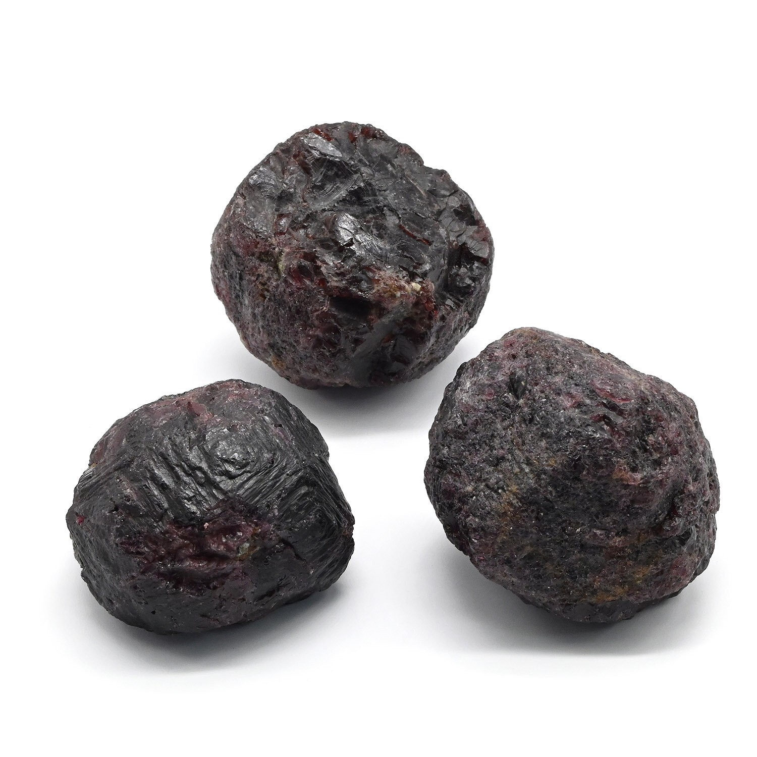 Камень гранат 45*44*32мм, 145-160г 1шт .