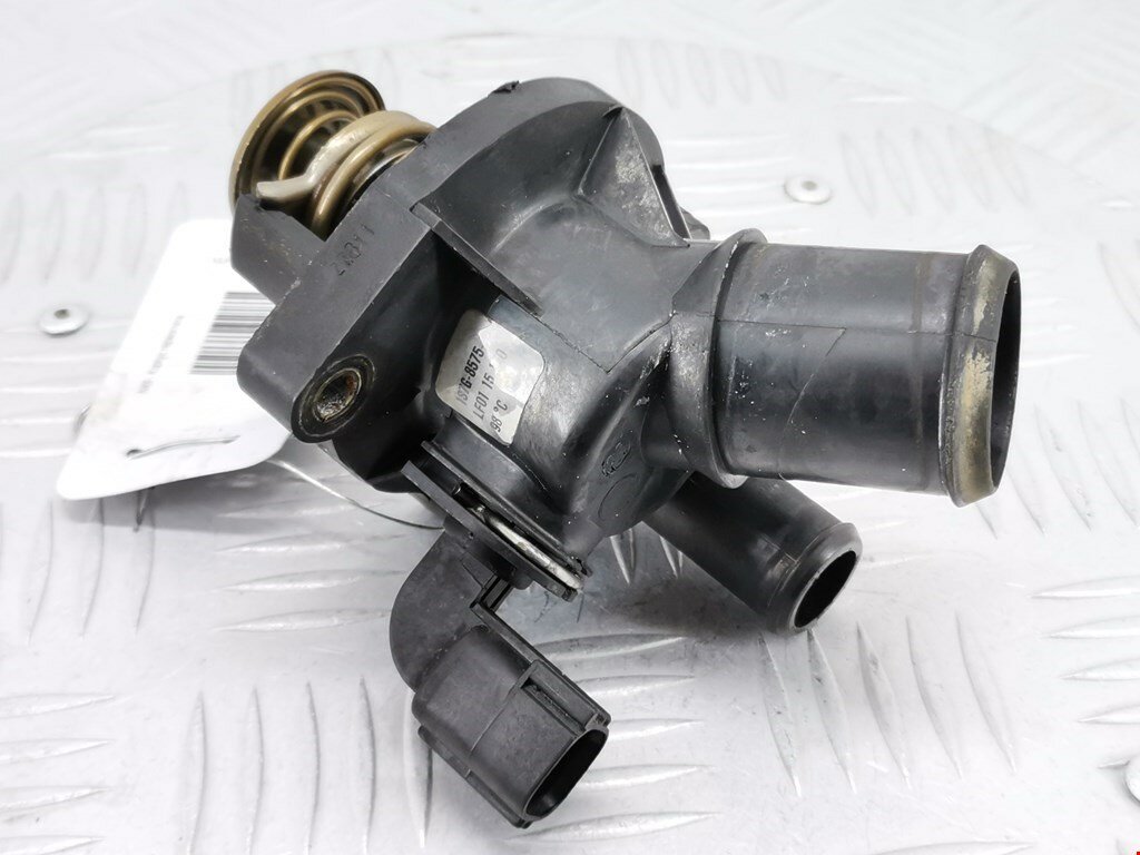 Корпус термостата Ford Mondeo 3 1358178 арт. 1663330