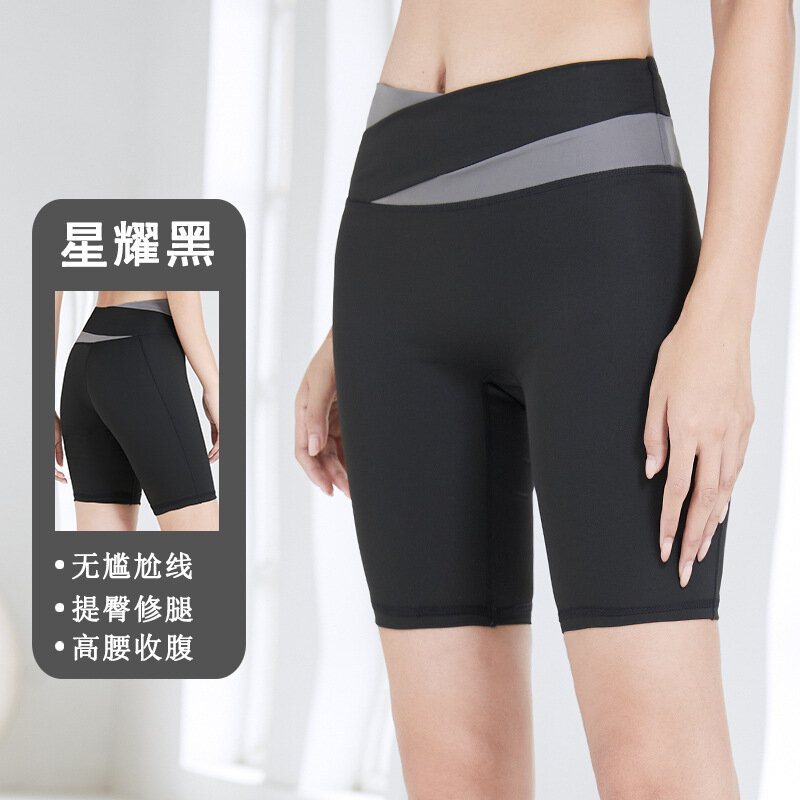 Костюм спортивный