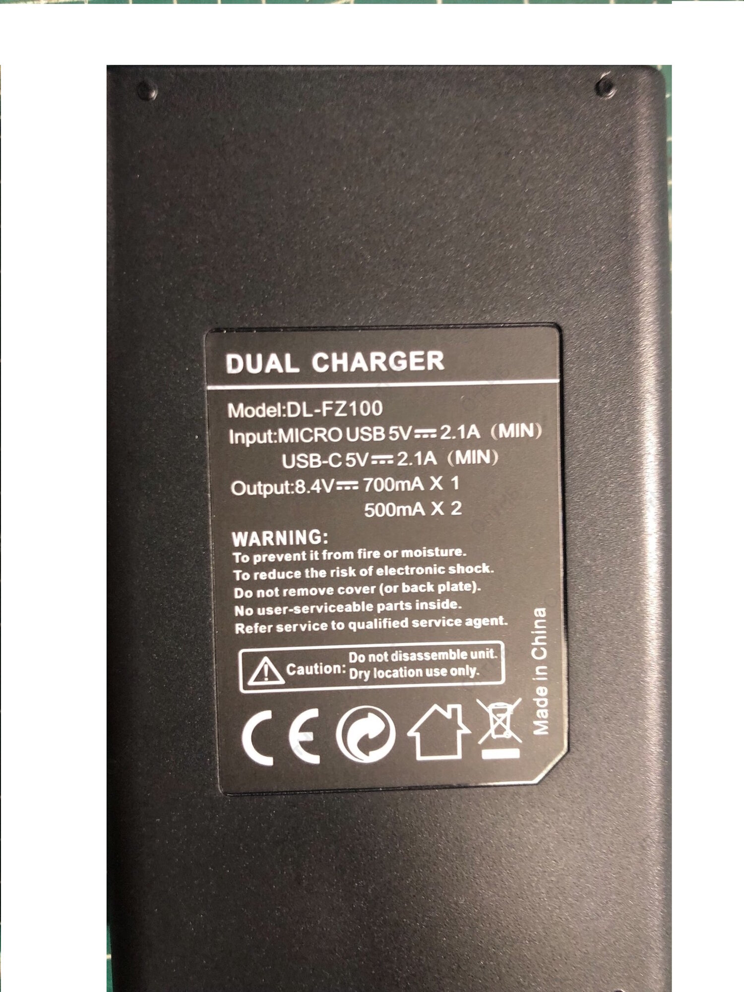 Зарядное устройство для камеры Sony (NP-FZ100) a9, a9 II, a7 IV, a7R III, a7R IV, a6600 (Dual)