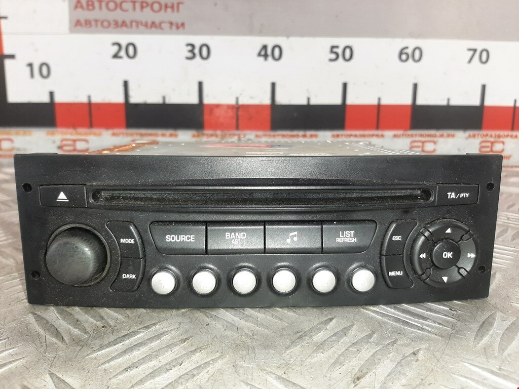 Магнитола Peugeot 207 16077504XT арт. 979165