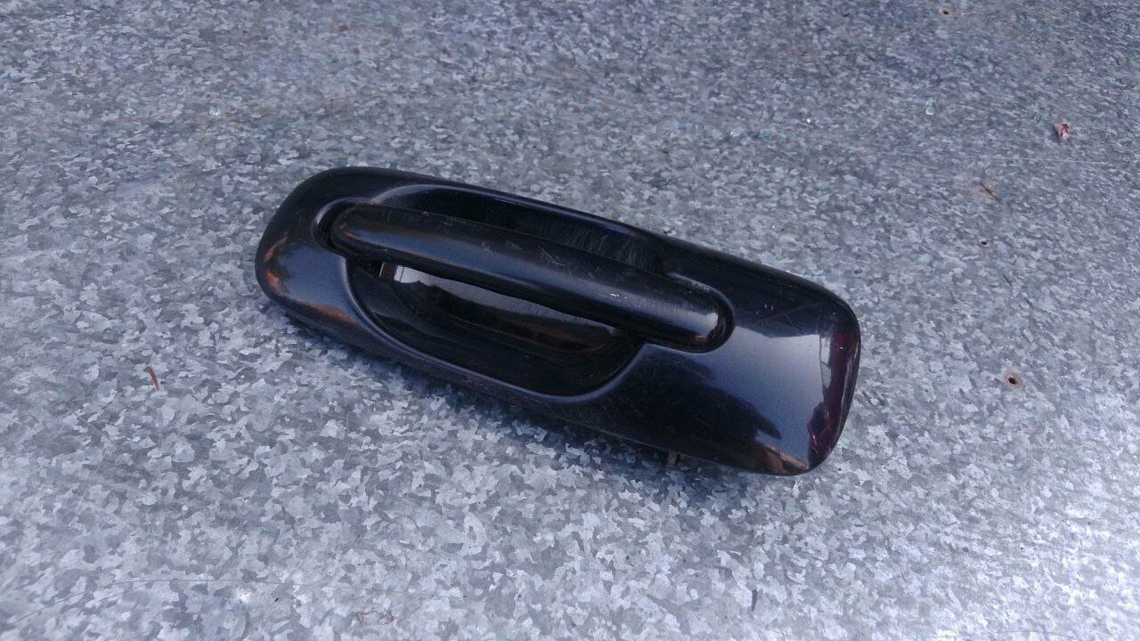 Ручка наружная двери передней правой Dodge Caravan 4 (2000 - 2007) OWZ28TRMAA