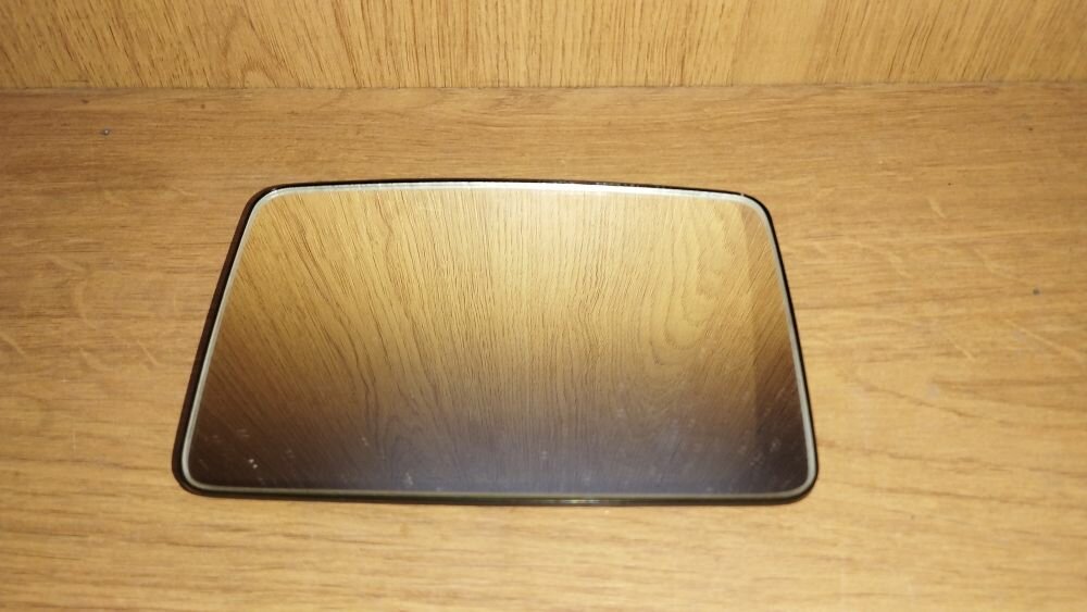 Зеркальный элемент левый Volkswagen Golf 2 191857521C