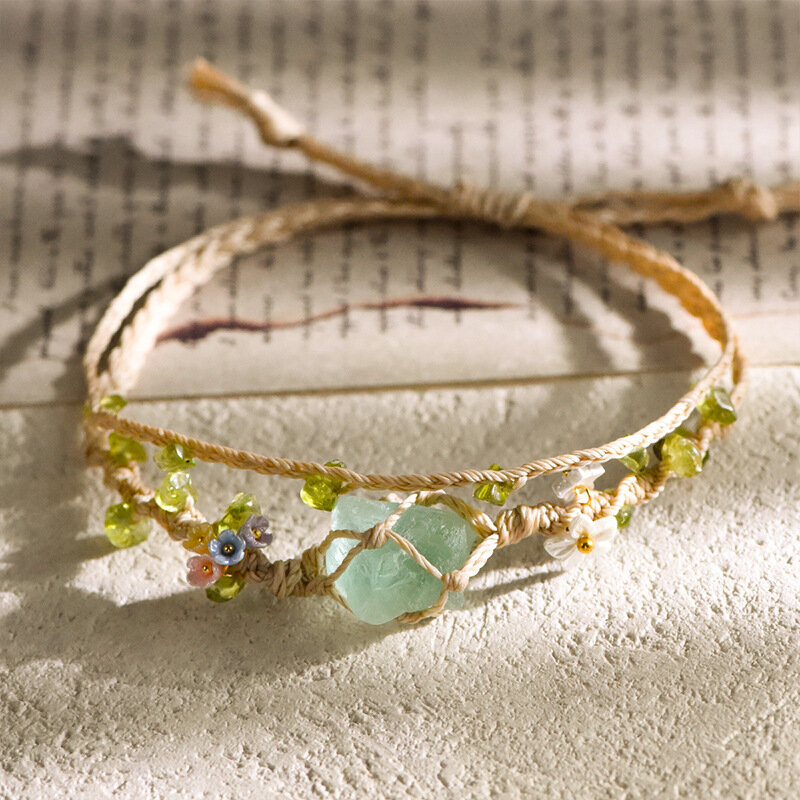 Плетеный браслет