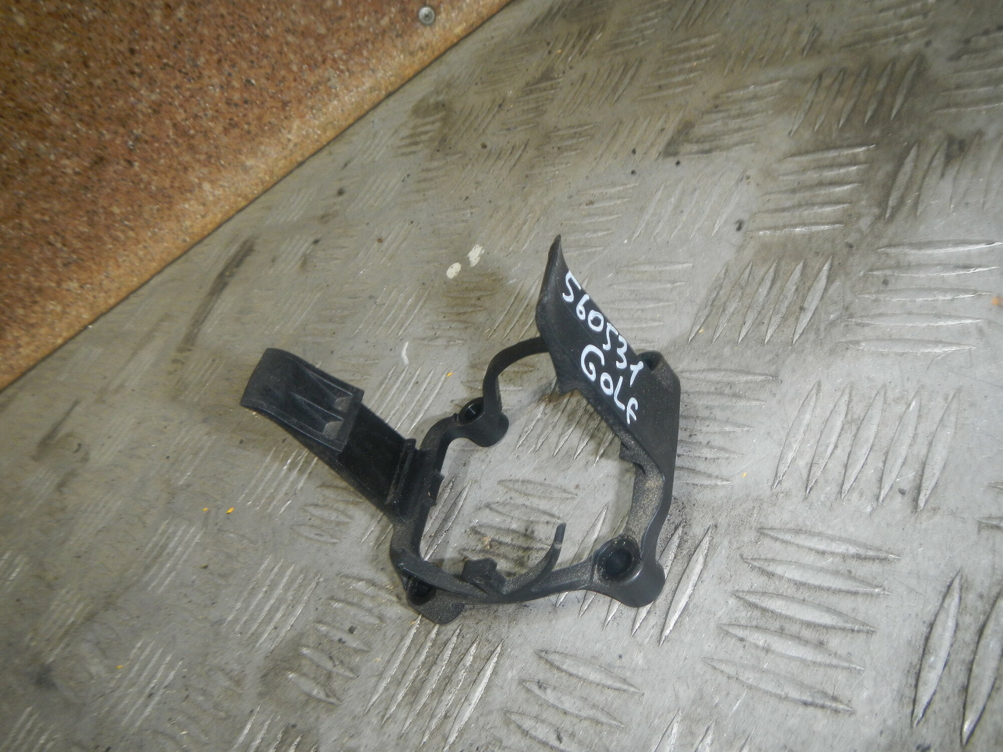 Б/У Кронштейн (сопут.товар), Volkswagen (Фольксваген)-GOLF VII (12-19) VOLKSWAGEN GOLF VII (12-19) CHP 040422, Turbo, 1,4...