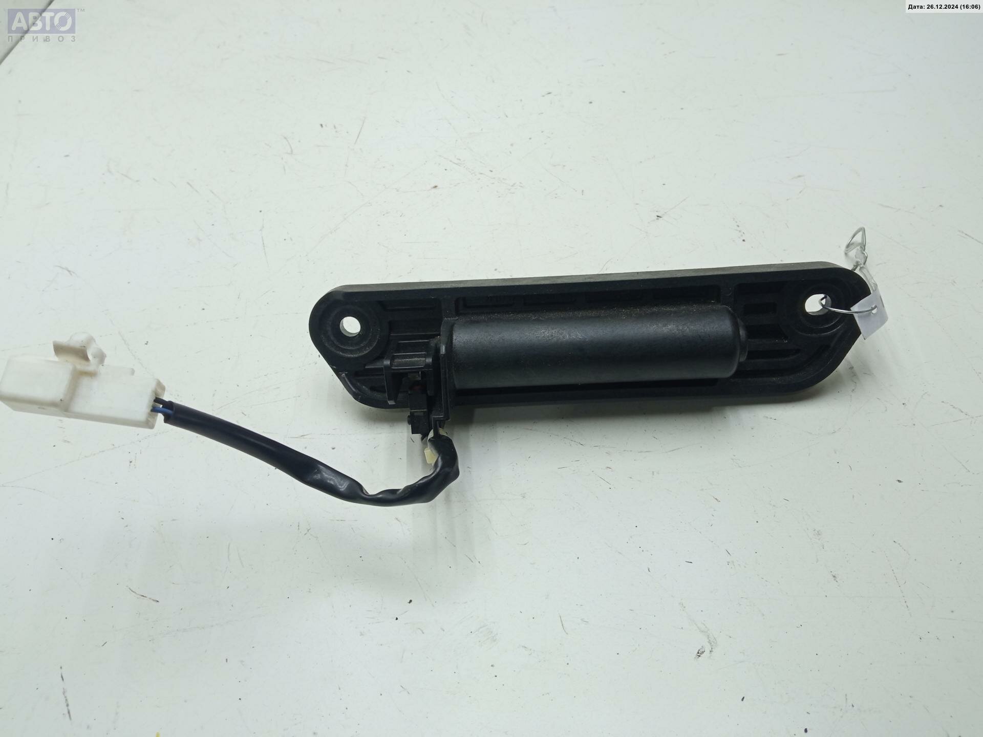 Ручка крышки (двери) багажника Mitsubishi Grandis