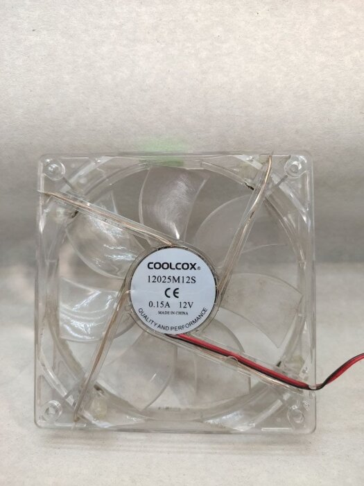Вентилятор 120x120x25 DC 12V 0.15A COOLCOX 12025M12S 1500об/мин molex мама папа