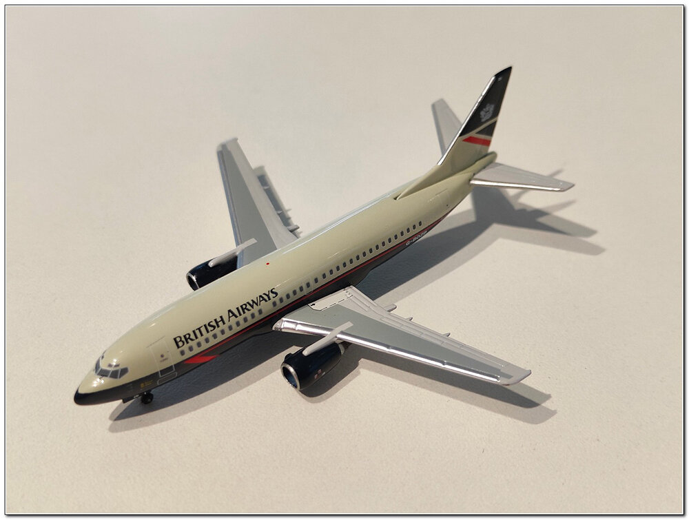 Модель коллекционная AEROCLASSICS Boeing b 737-300 british airways g-bozb (длина 8,31 см)