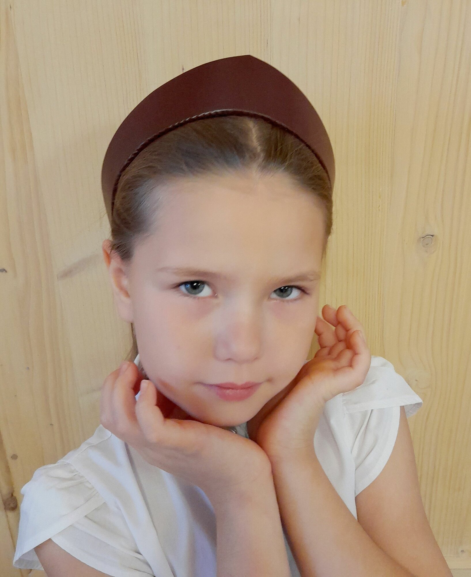 Кожаный кокошник цвета марсала