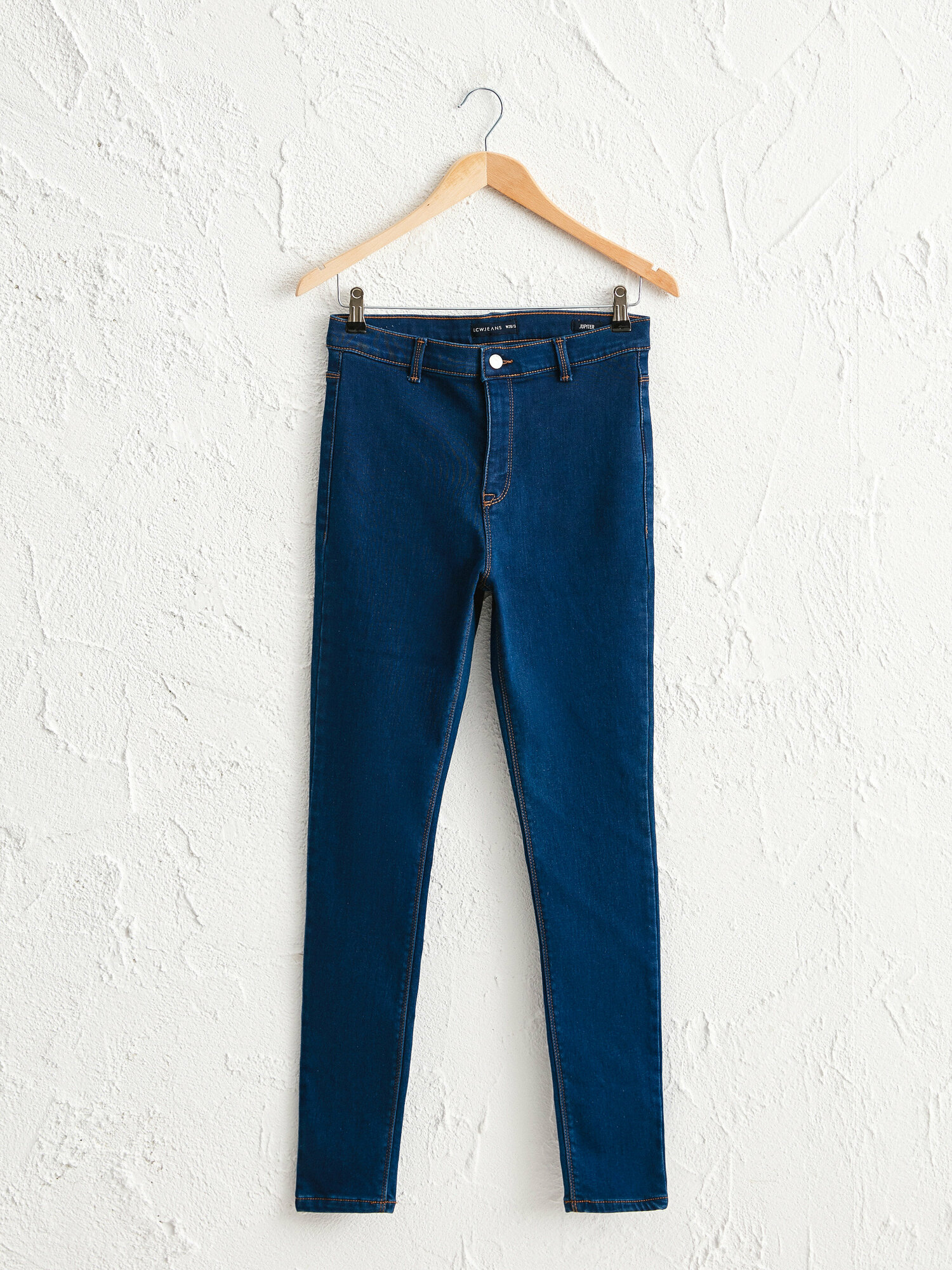 Джинсы скинни 