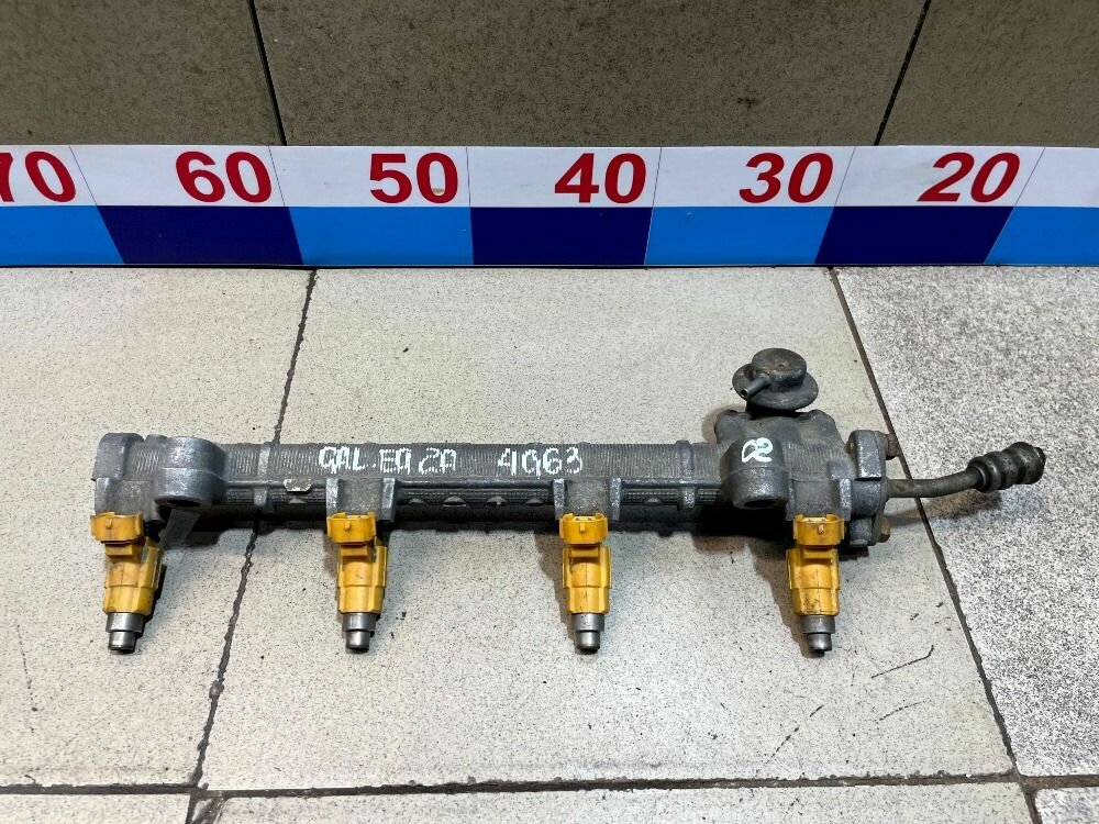 Форсунка топливная Mitsubishi Galant EA MR507252