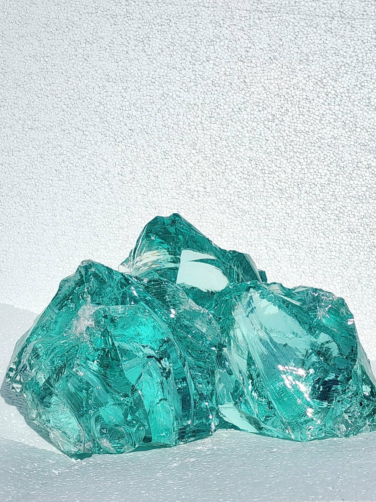 Эрклез. стеклянный камень. фракции 70-150мм. цвет Лазурная бирюза 1 кг.