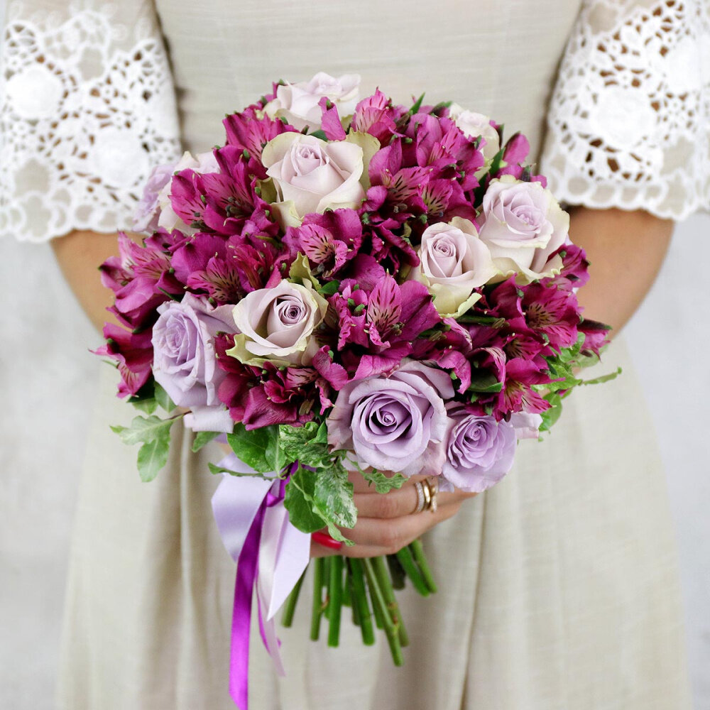 Букет Букет Маркет "Розы Альстромерии", высота 32 см, под ленту