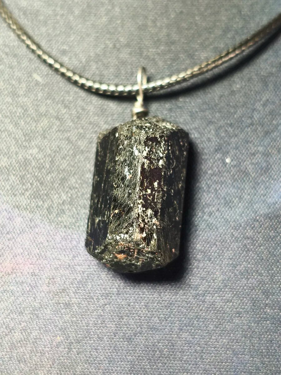 Турмалин чёрный кулон детский 16 г