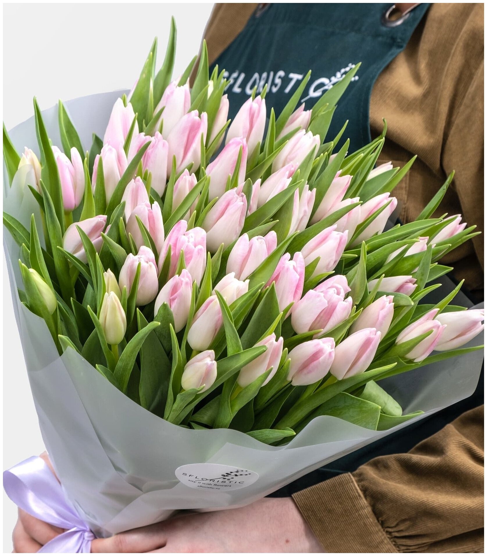 Букет Studio Floristic "Подснежники", 51 нежно-розовый тюльпан, 40см