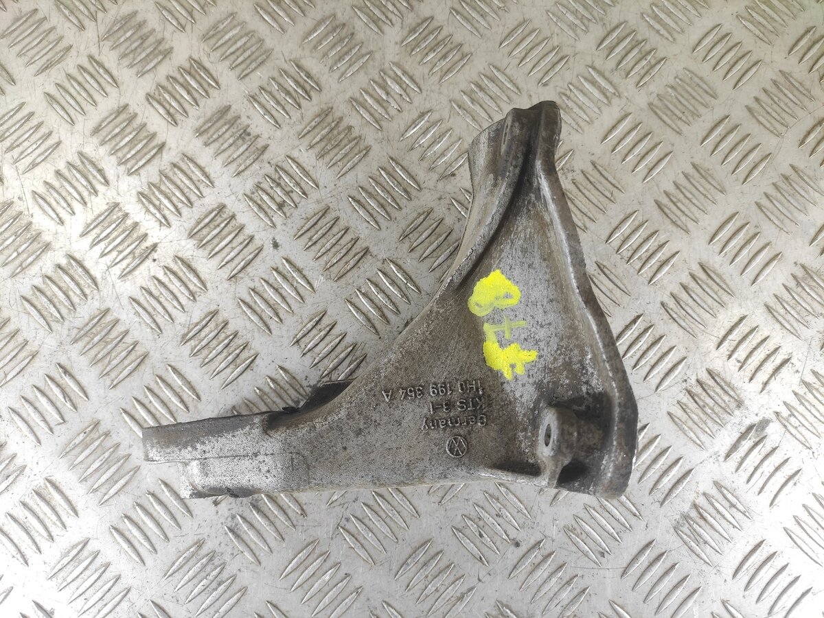 Кронштейн двигателя VOLKSWAGEN Golf 3 1H0199354A