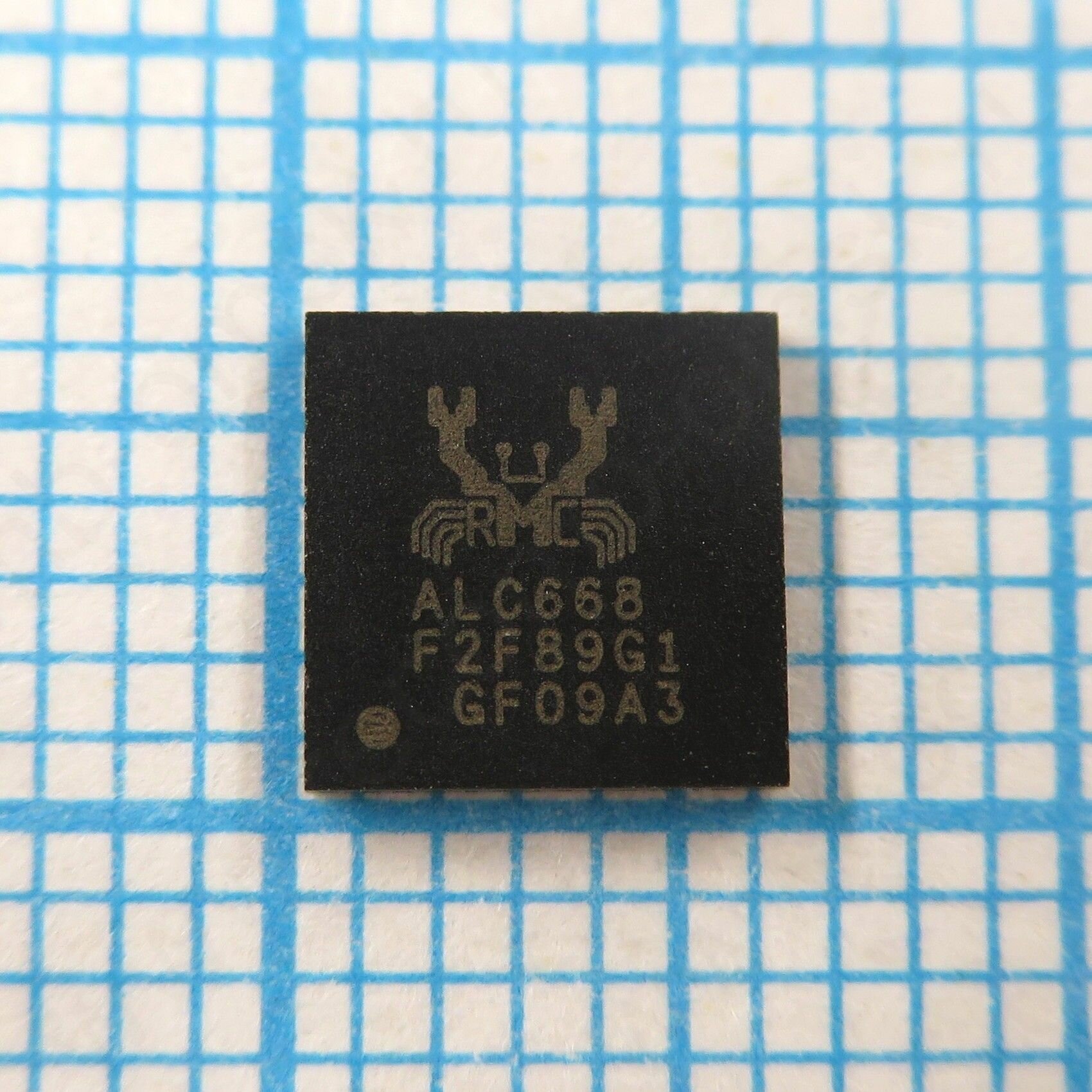 ALC668 - HD аудио codec (кодер/декодер)