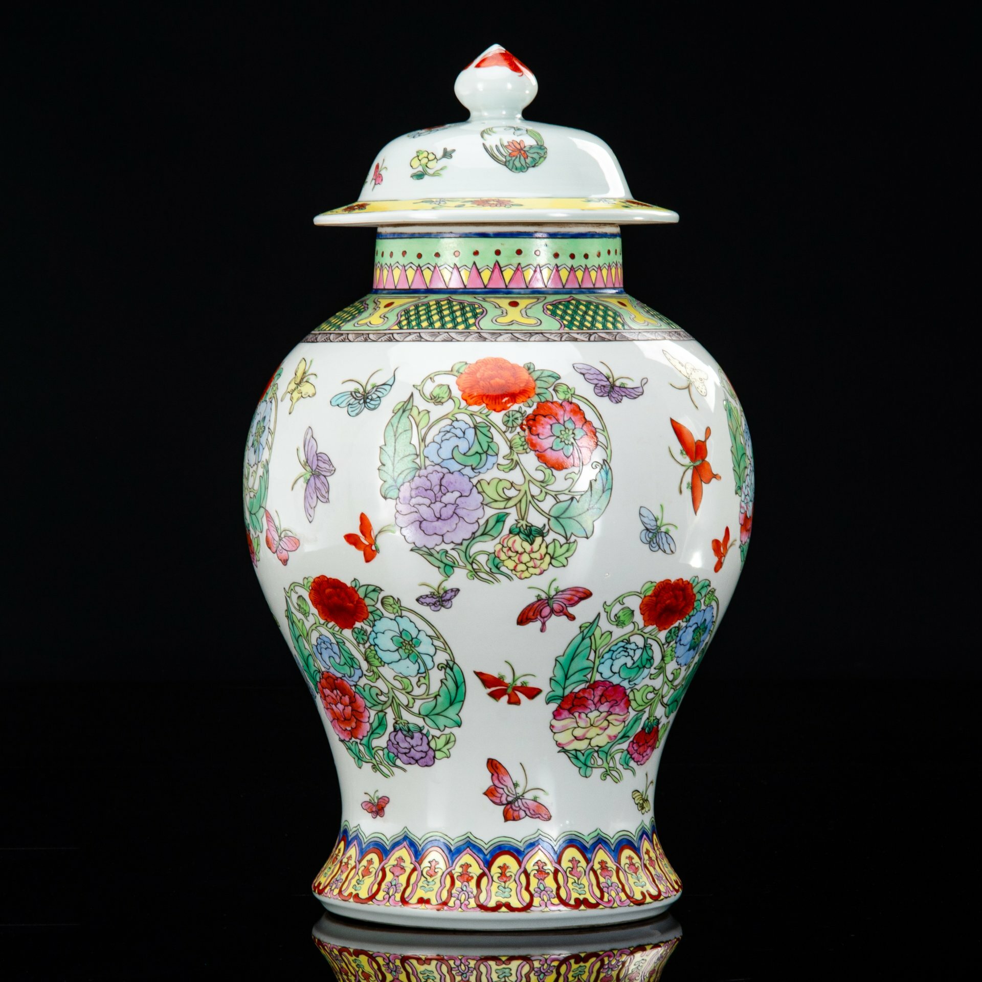 Ваза имбирная (крупная) с крышкой, форма "мейпин"