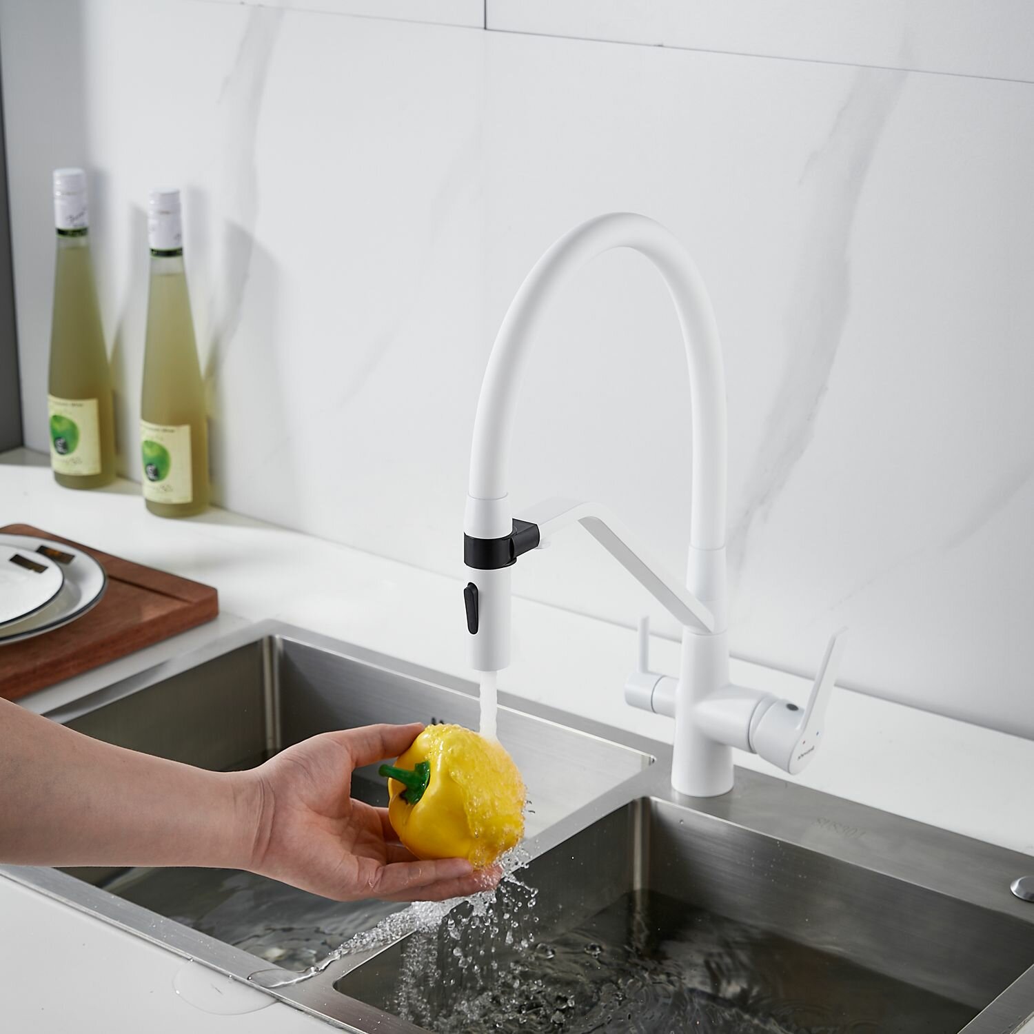 Смеситель для кухни SHEVANIK S278C, с подключением к фильтру, нержавеющая сталь, белый