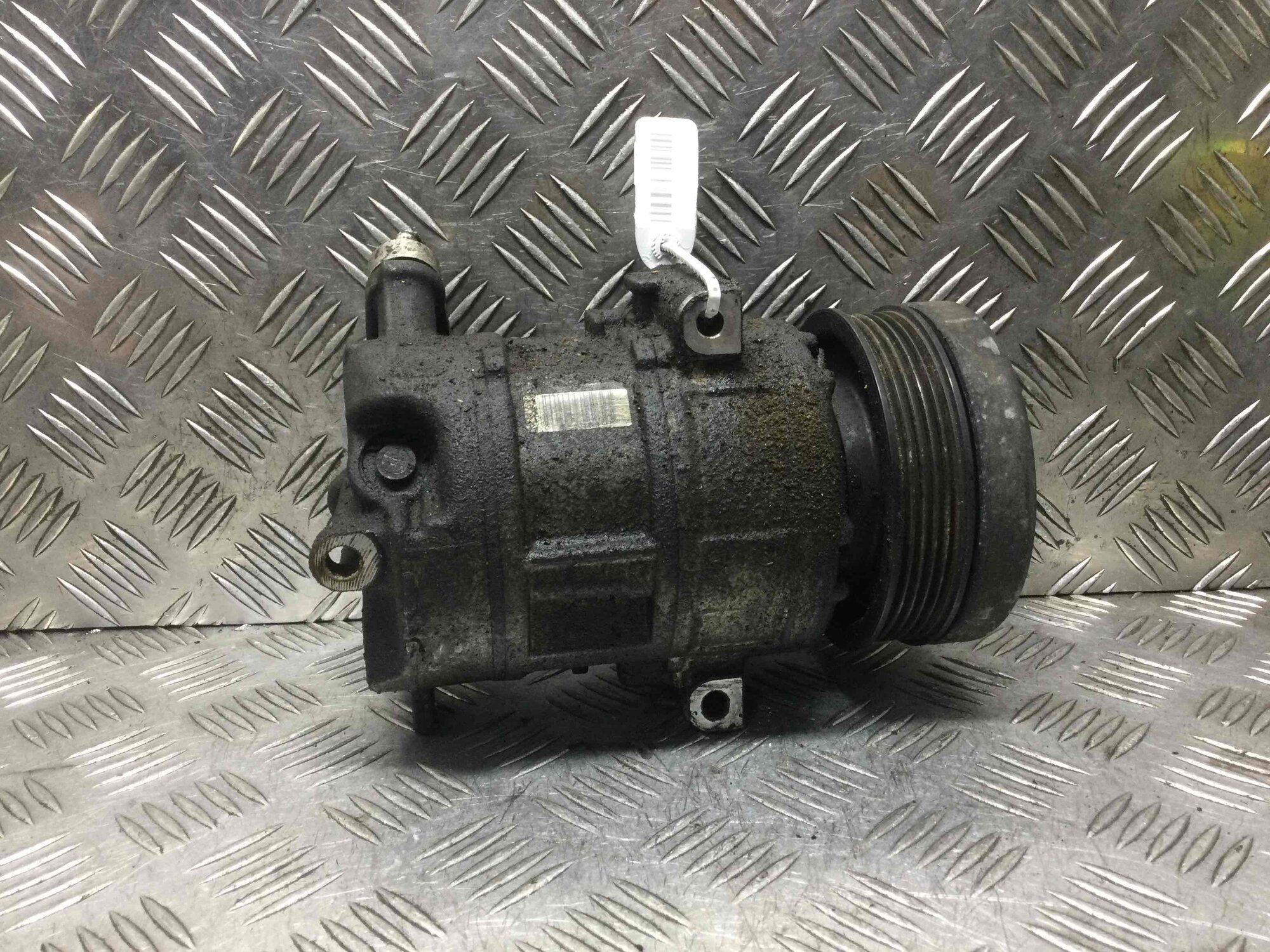 Б/У Компрессор кондиционера Opel Corsa C [рестайлинг] (2003-2006) 2007 г.