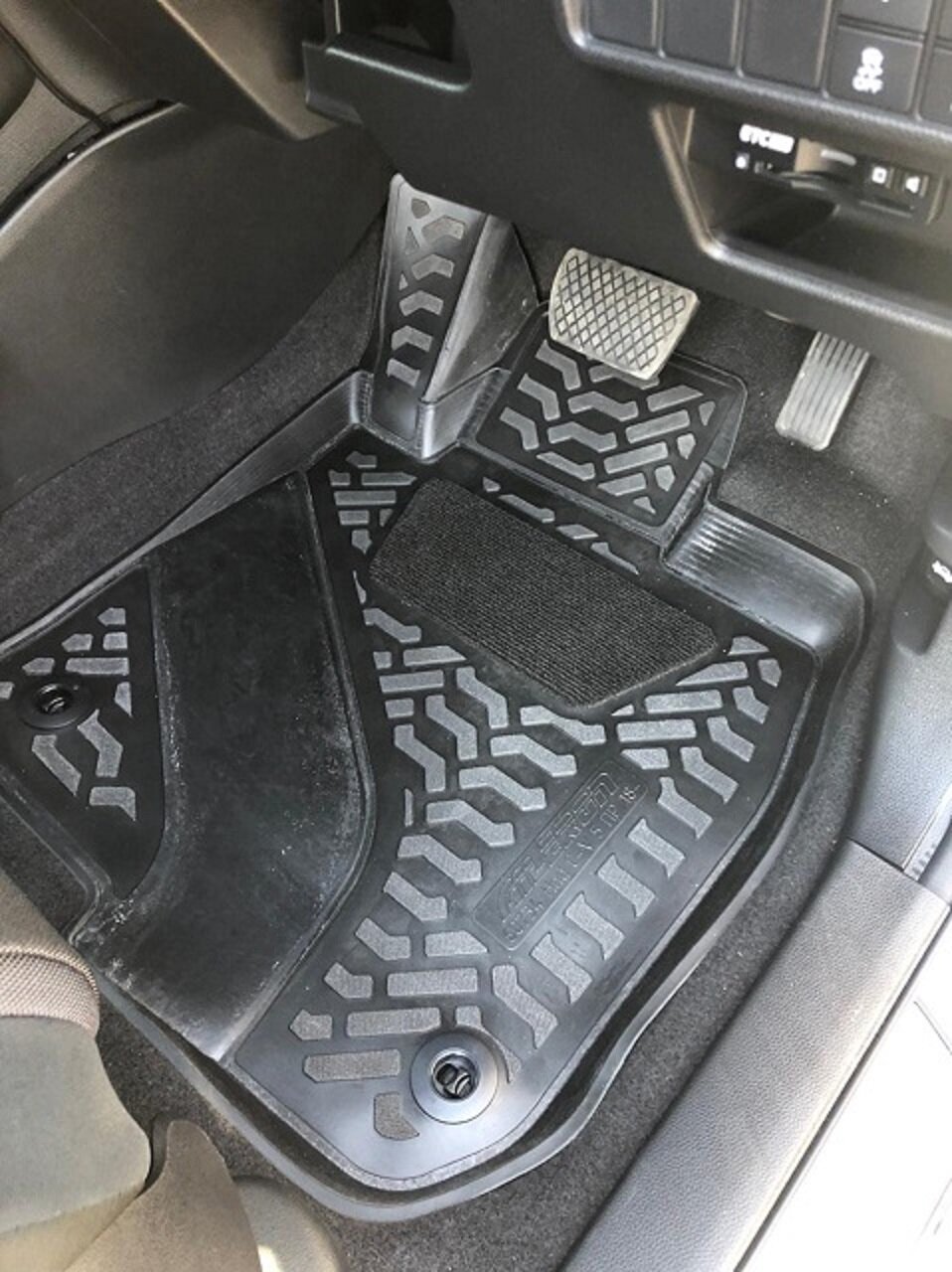 Honda CR-V 5 (ПР) (2018 -)модельные коврики в салон (5 мест) (3D с подпятником) (Крепеж1)
