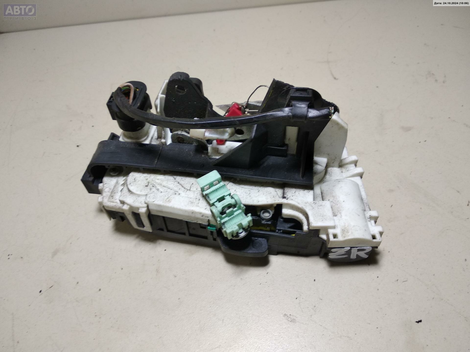 Замок двери задней правой Dodge Caliber