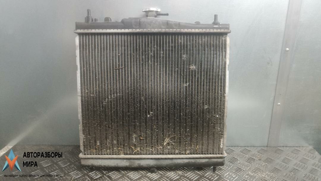 Радиатор охлаждения Nissan Note E11 2008 21410AX600