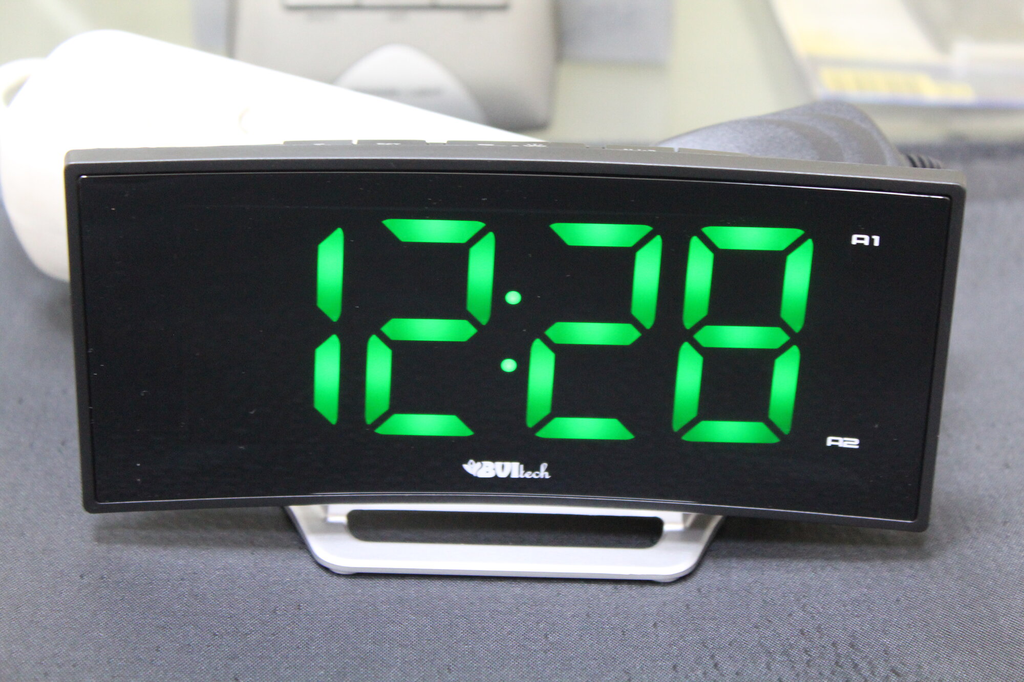 Настольный электронные часы с будильником BVItech BV-412 серый/зеленый