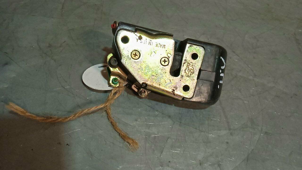 Замок двери передней левой Chrysler Grand Voyager 3 1998