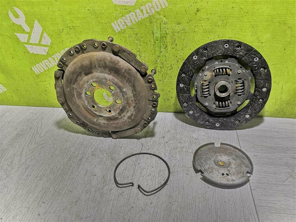 Комплект сцепления VW Golf 3 Vento 91-97