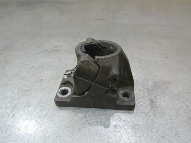 Кронштейн крепления трубы заднего крыла VOLVO FH, FM, есть трещина