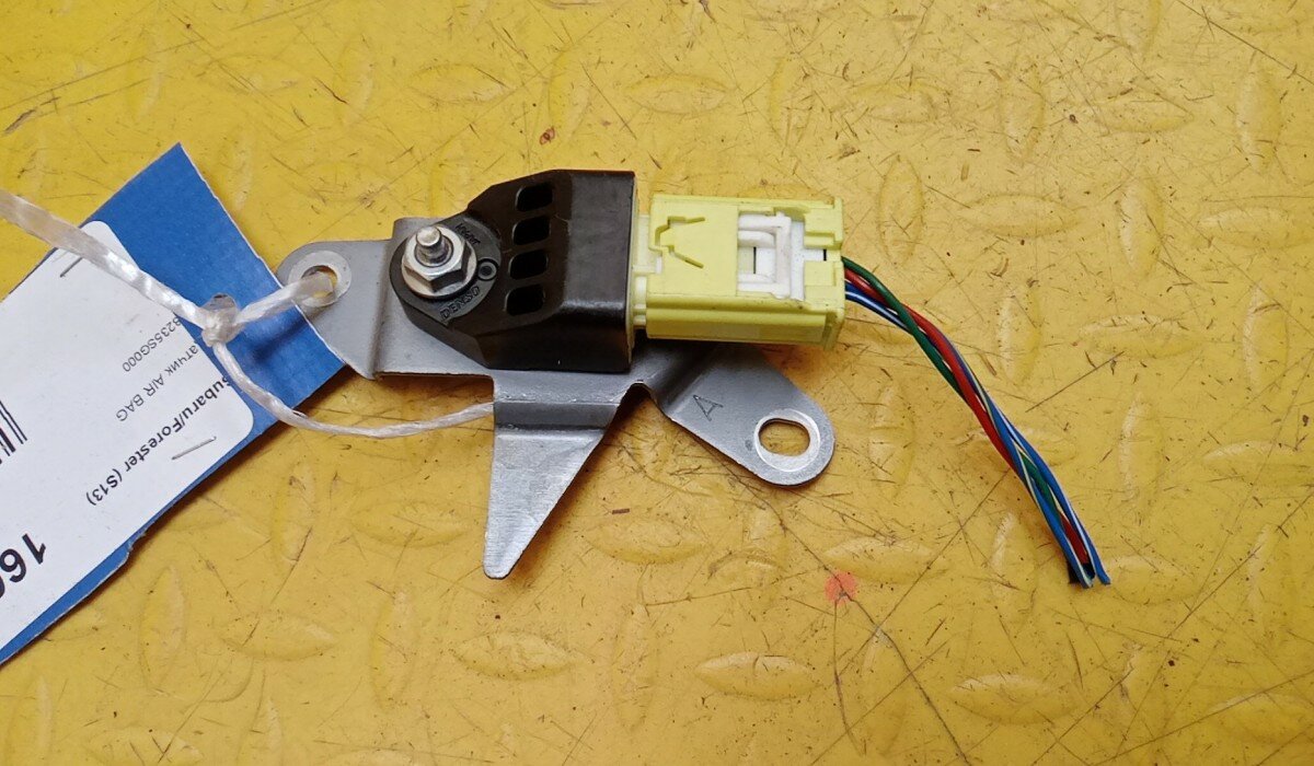Датчик AIR BAG Forester (S13) Subaru 98235SG000