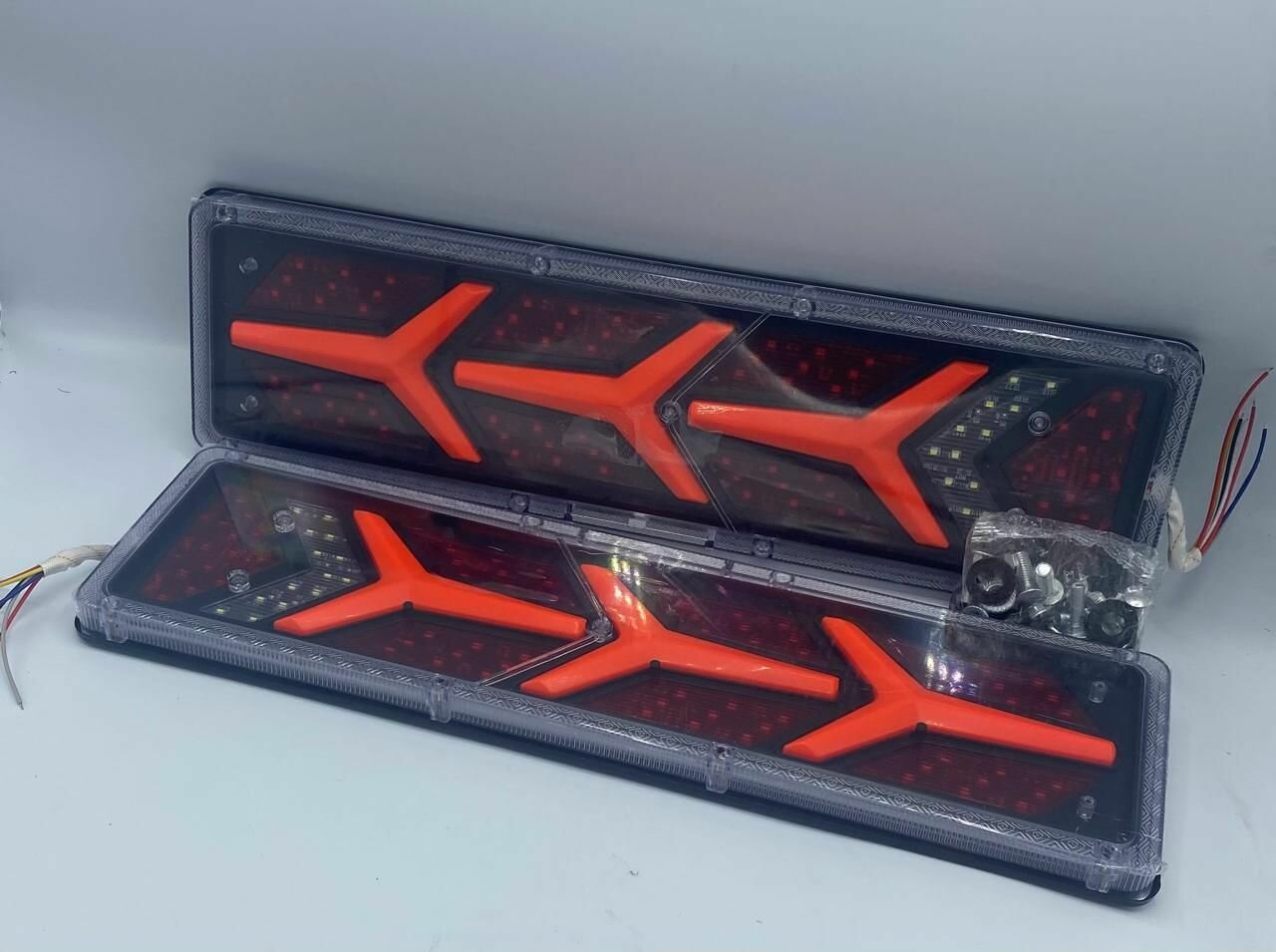 Задние фонари на грузовик, прицеп, ГАЗель, ГАЗ, МАЗ, Некст, автобус 2ШТ 12-24В / Стоп сигнал на авто / Светодиодные фары LED ГабаритныеN13