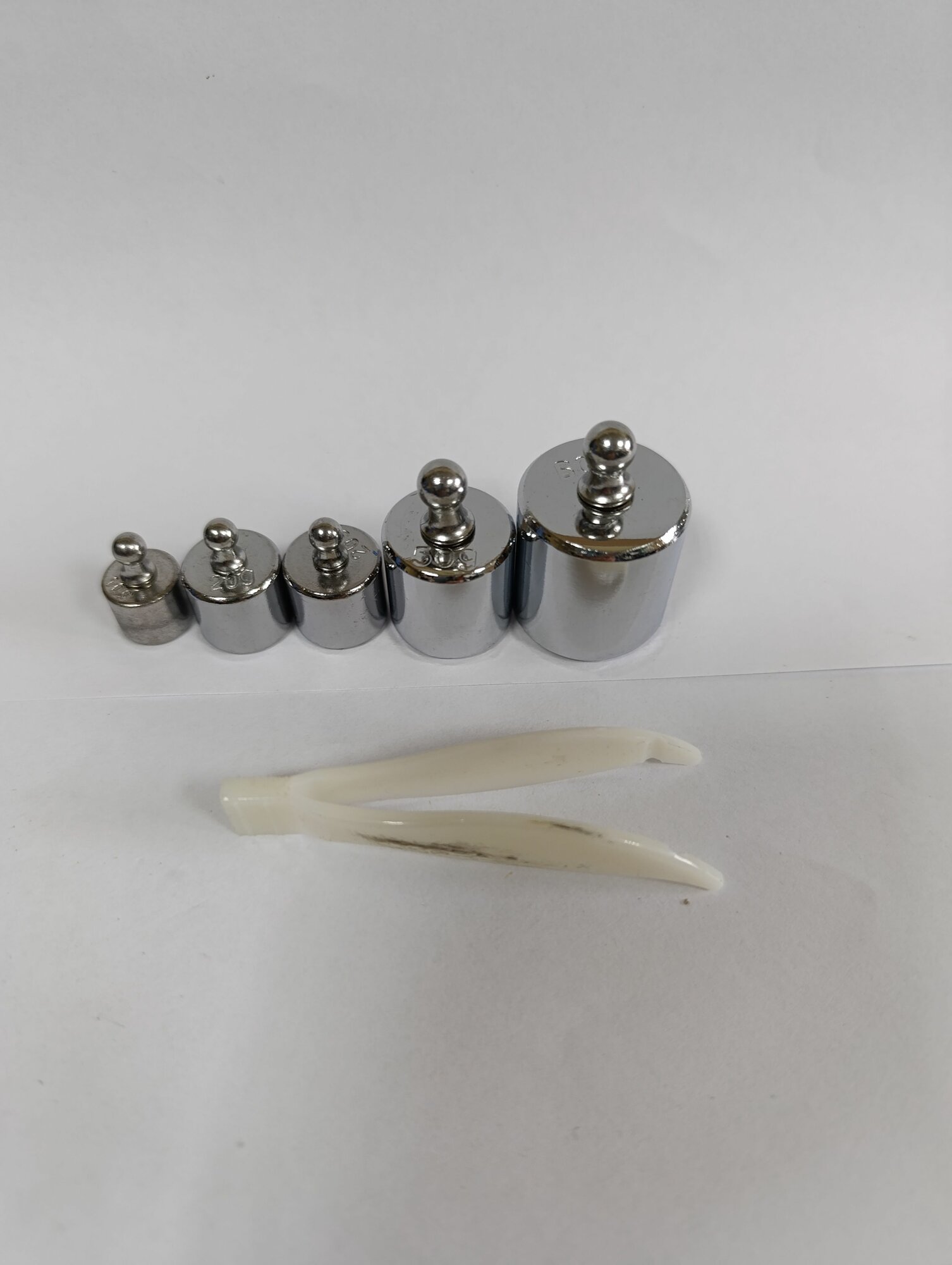 Калибровочные гирьки 5 шт, для весов общим весом 200 гр.