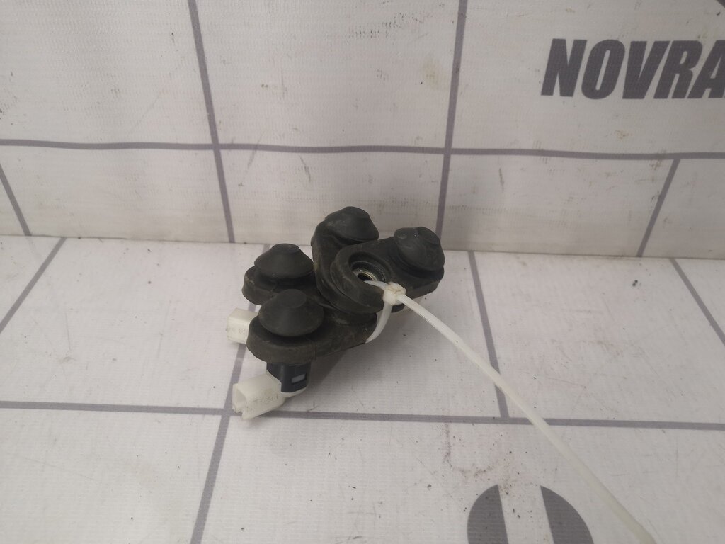 Выключатель концевой Faw Besturn B50 2009-2016