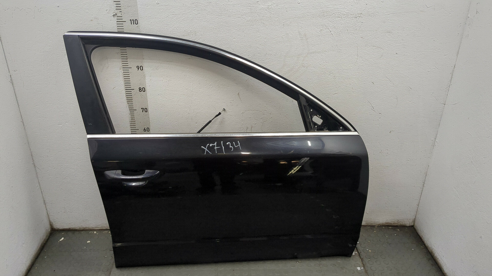 Дверь боковая (легковая) правая передняя Skoda SuperB Б/У