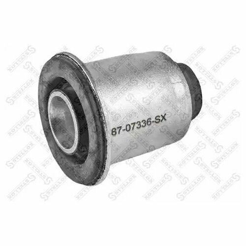 Сайлентблок рычага подвески Stellox 8707336SX для Renault GRAND SCENIC II JM01 II, Megane II, Scenic II