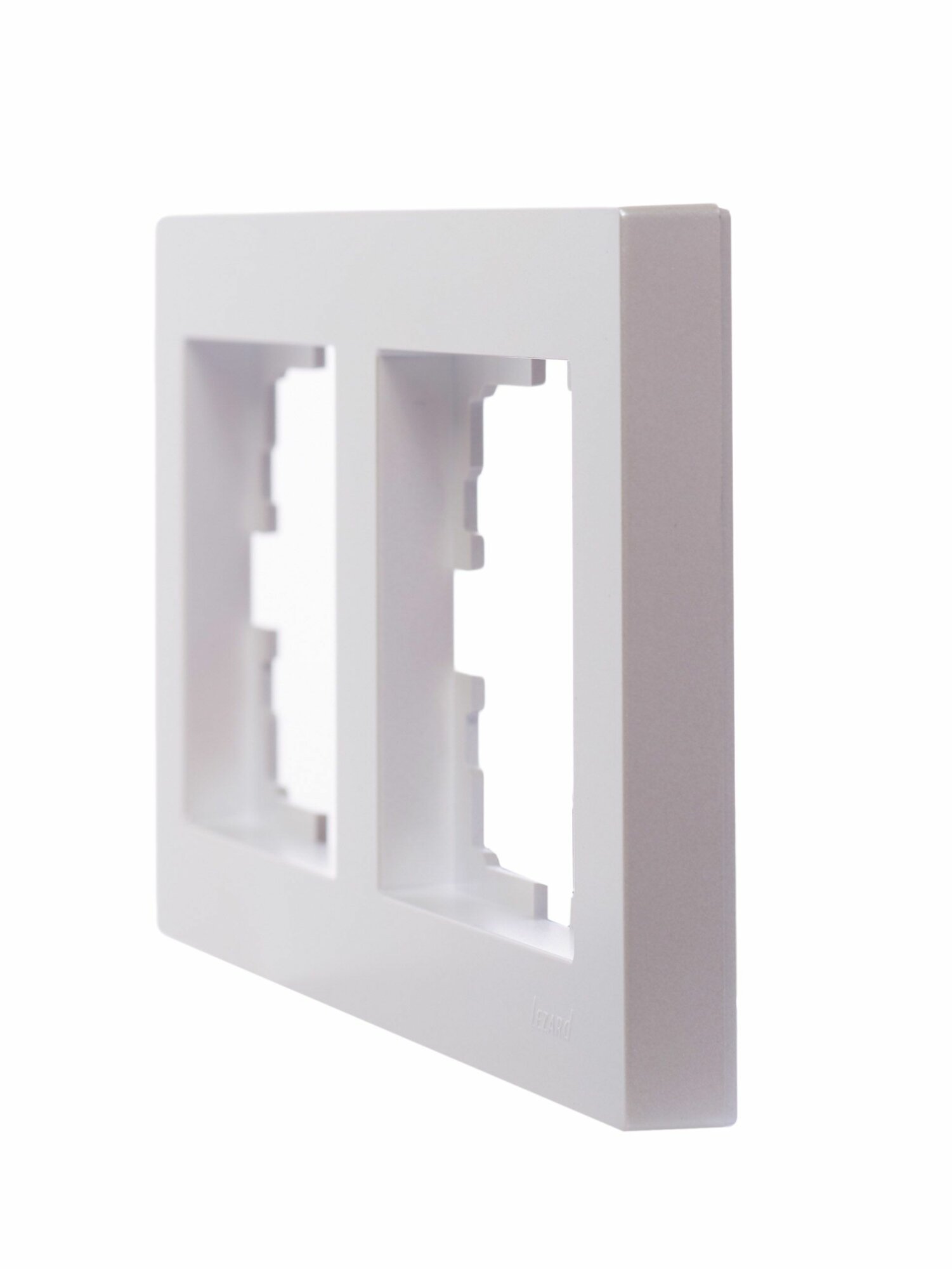 Рамка 2-ая горизонтальная без вст/VESNA