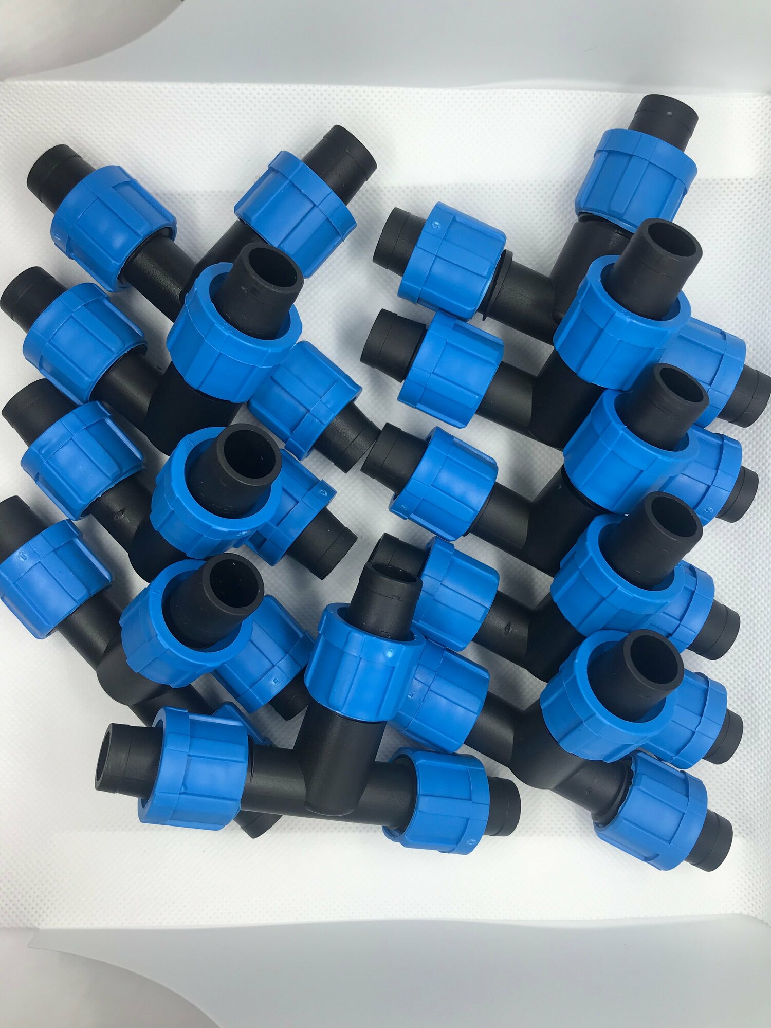 Тройник зажимной для капельной ленты (10шт/уп)