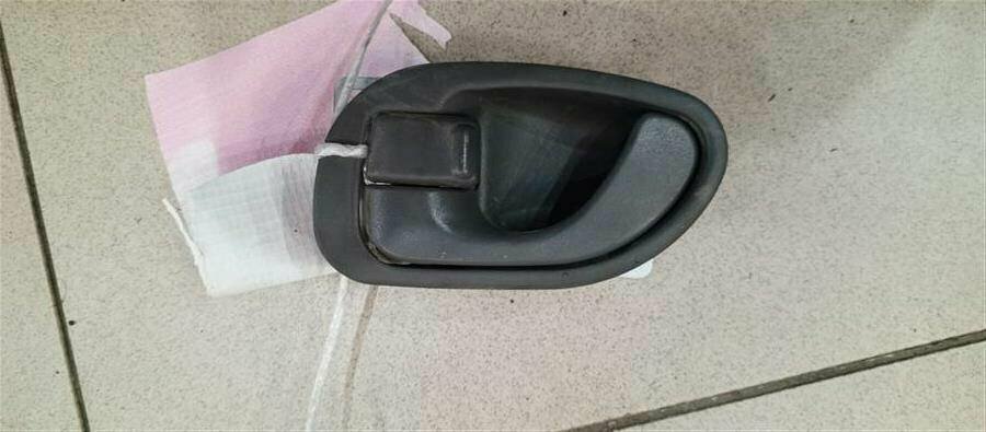 Ручка двери внутренняя левая от Mitsubishi Lancer CK 1996-2003