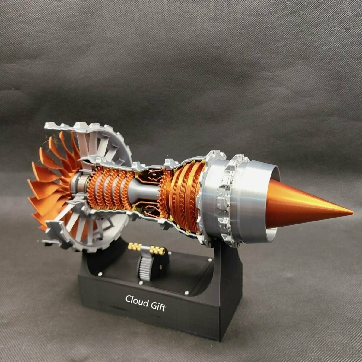 Интерактивные игрушки /модели авиационных турбин/сборка вручную, батарейная версия